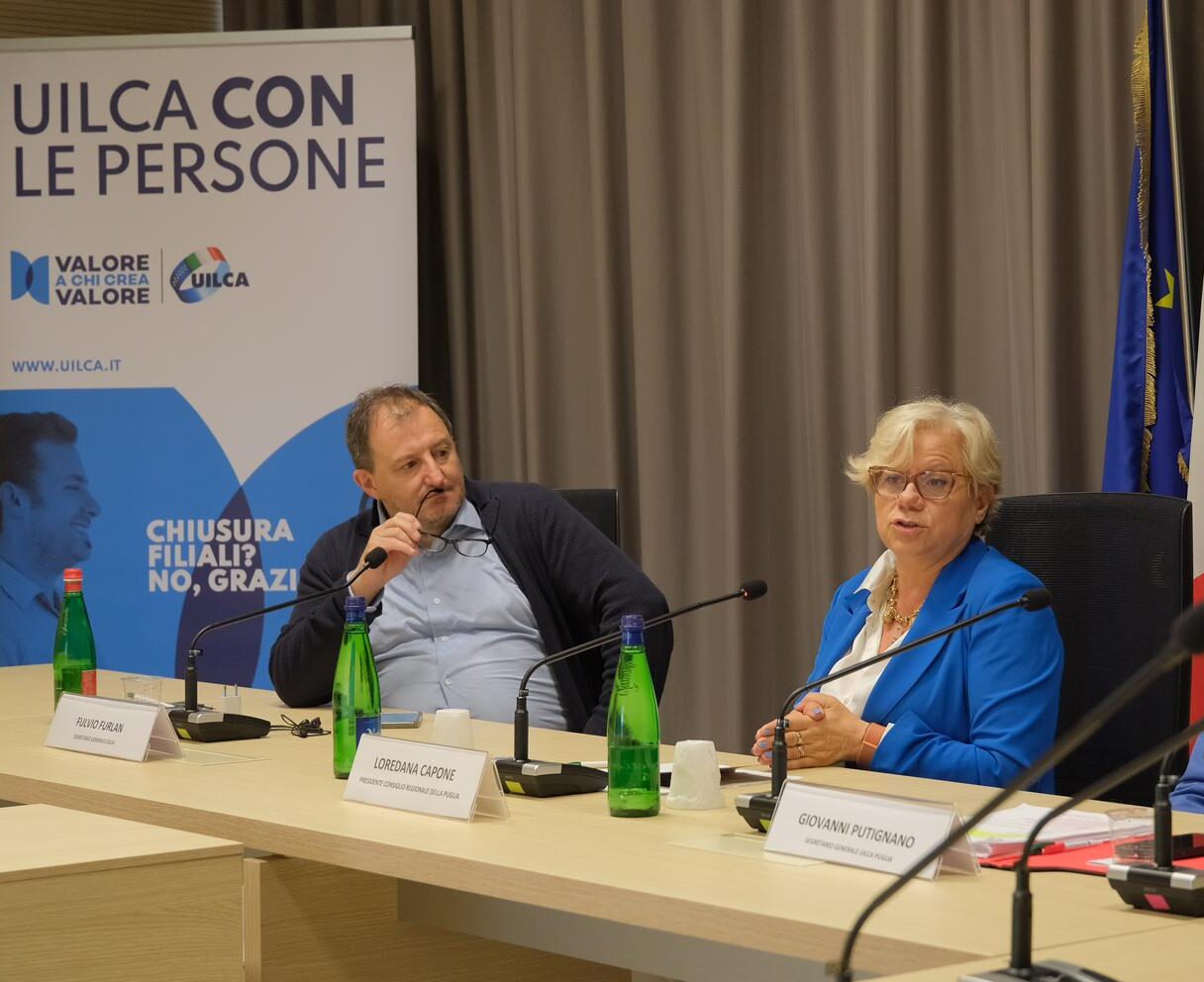 Desertificazione bancaria, la campagna Uilca a Bari